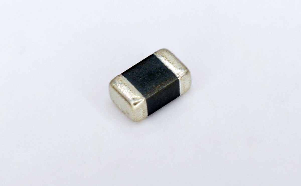 Феррит MURATA BLM21SP181SN1D Феррит: бусина Импед. 100МГц: 180Ом SMD 2,6А 0805 R: 0,02Ом 1шт