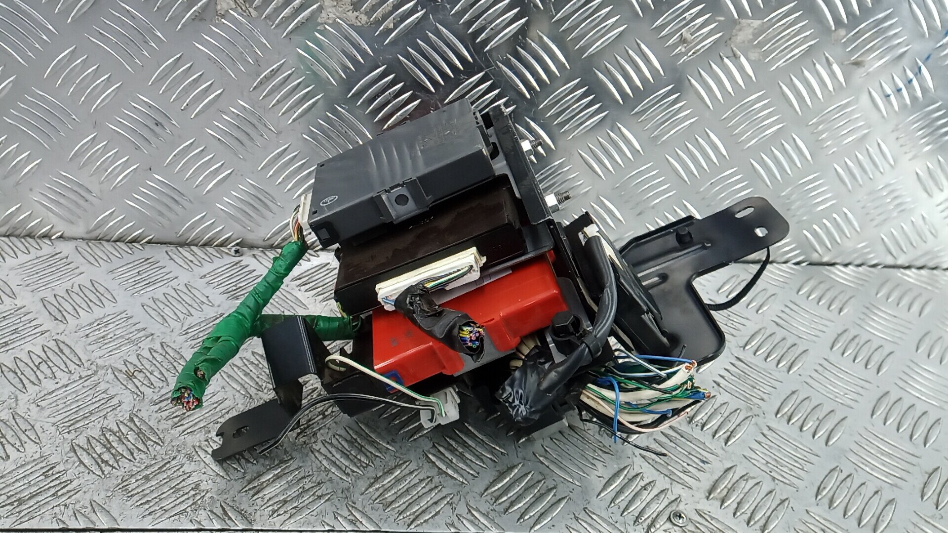 Блок предохранителей SUBARU IMPREZA 3