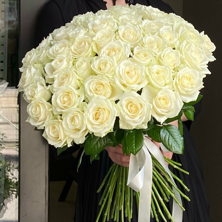 Букет из белых роз 51 шт, красивый букет цветов, премиум цветы, премиум букет