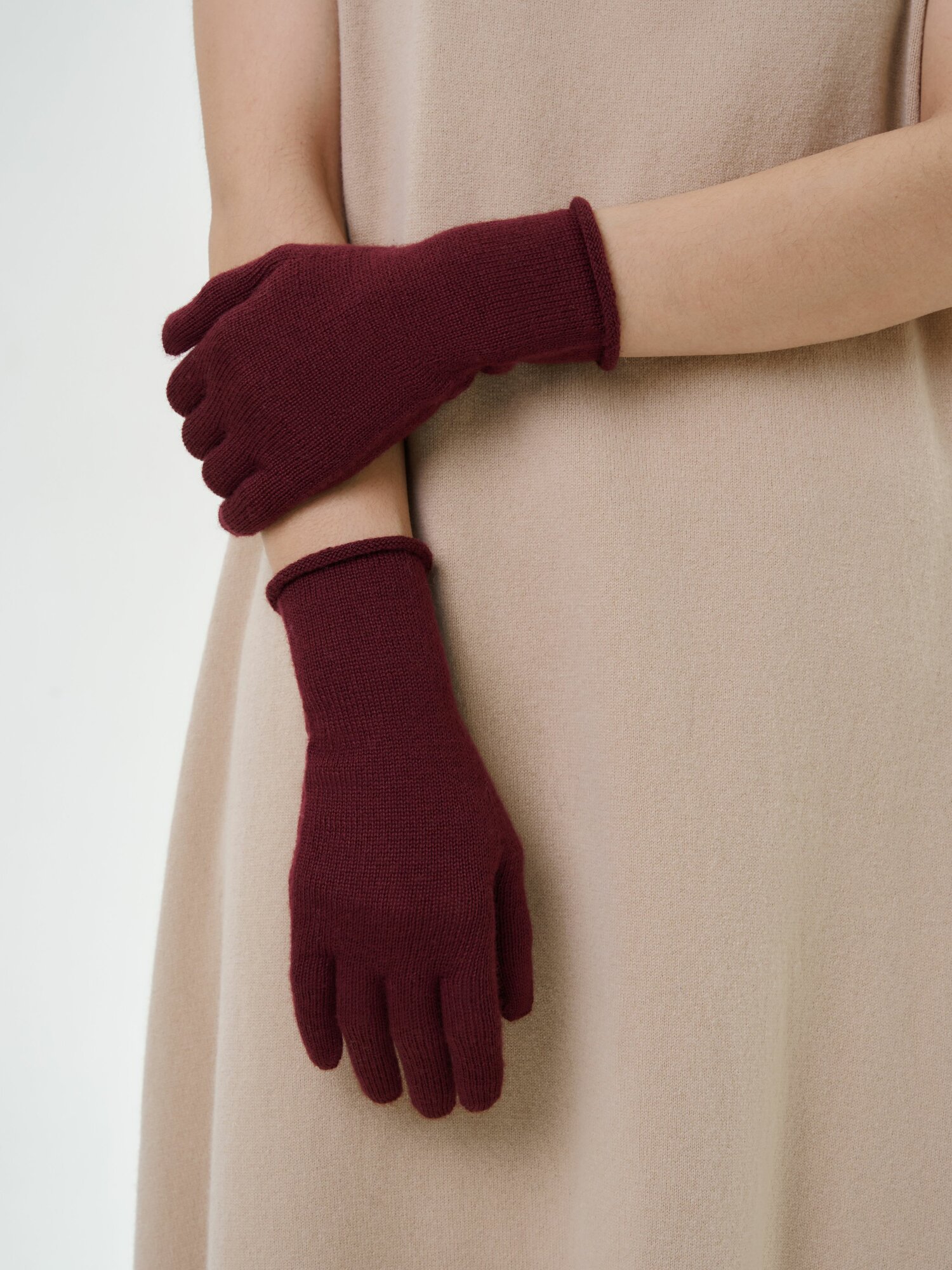 Перчатки для женщин