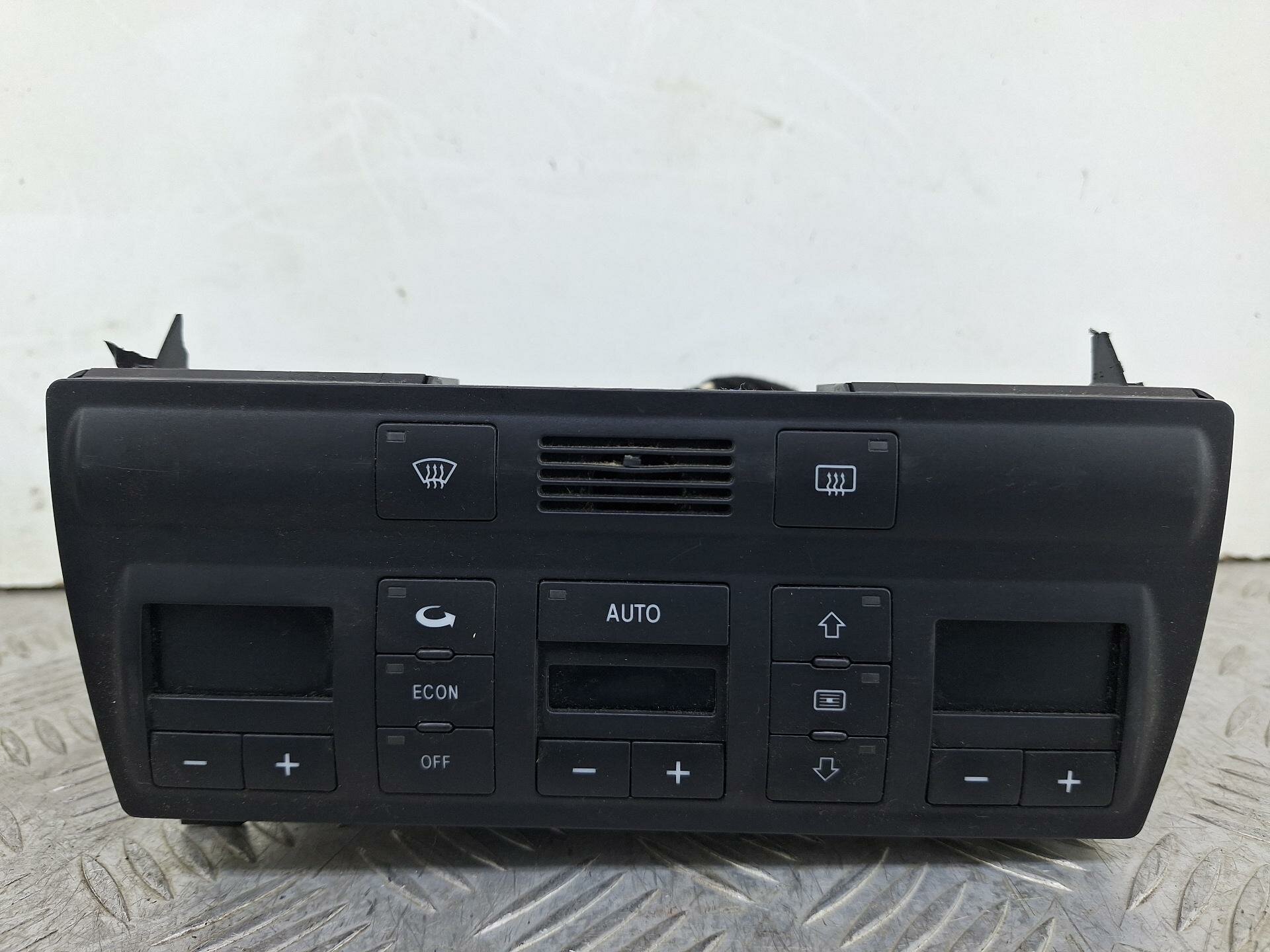 Блок управления печки/климат-контроля Audi A6 C5 1999 4B0820043P