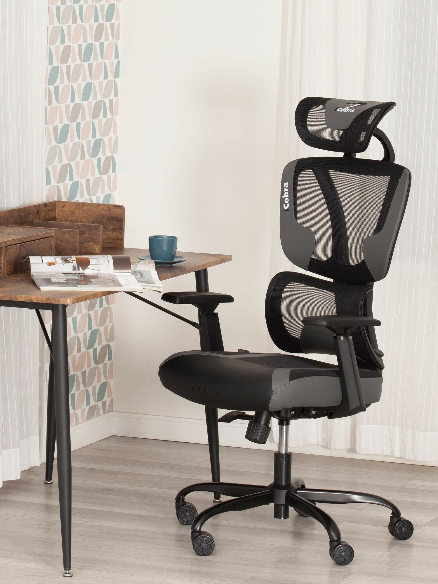 Компьютерное кресло TetChair iCobra