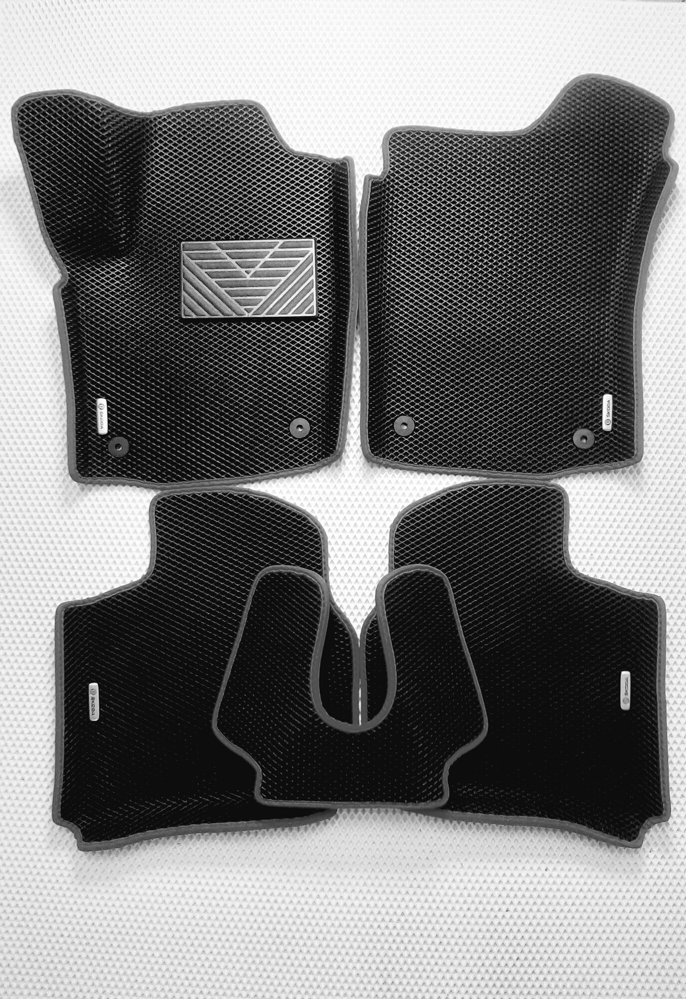 Автомобильные коврики С бортами для SKODA RAPID I / шкода рапид I 2012-н. в.