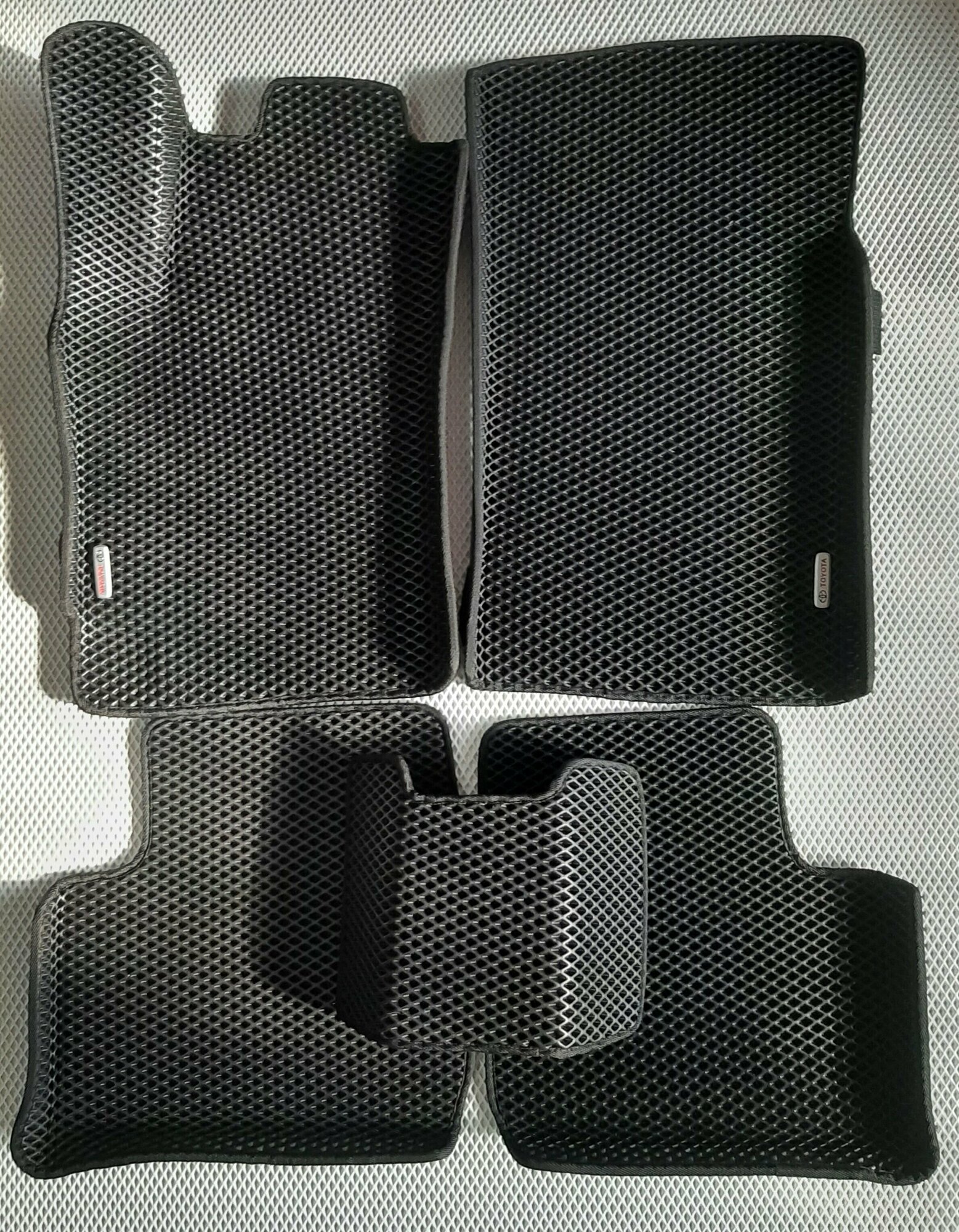 Автомобильные коврики С бортами для TOYOTA AVENSIS I/тойота авенсис 1 T220 1997-2003