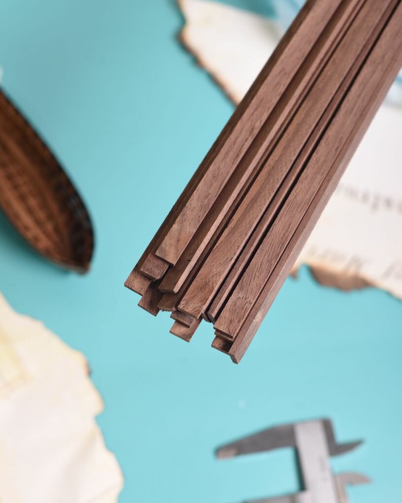 Рейка квадратная орех американский 500х4х4 10шт.