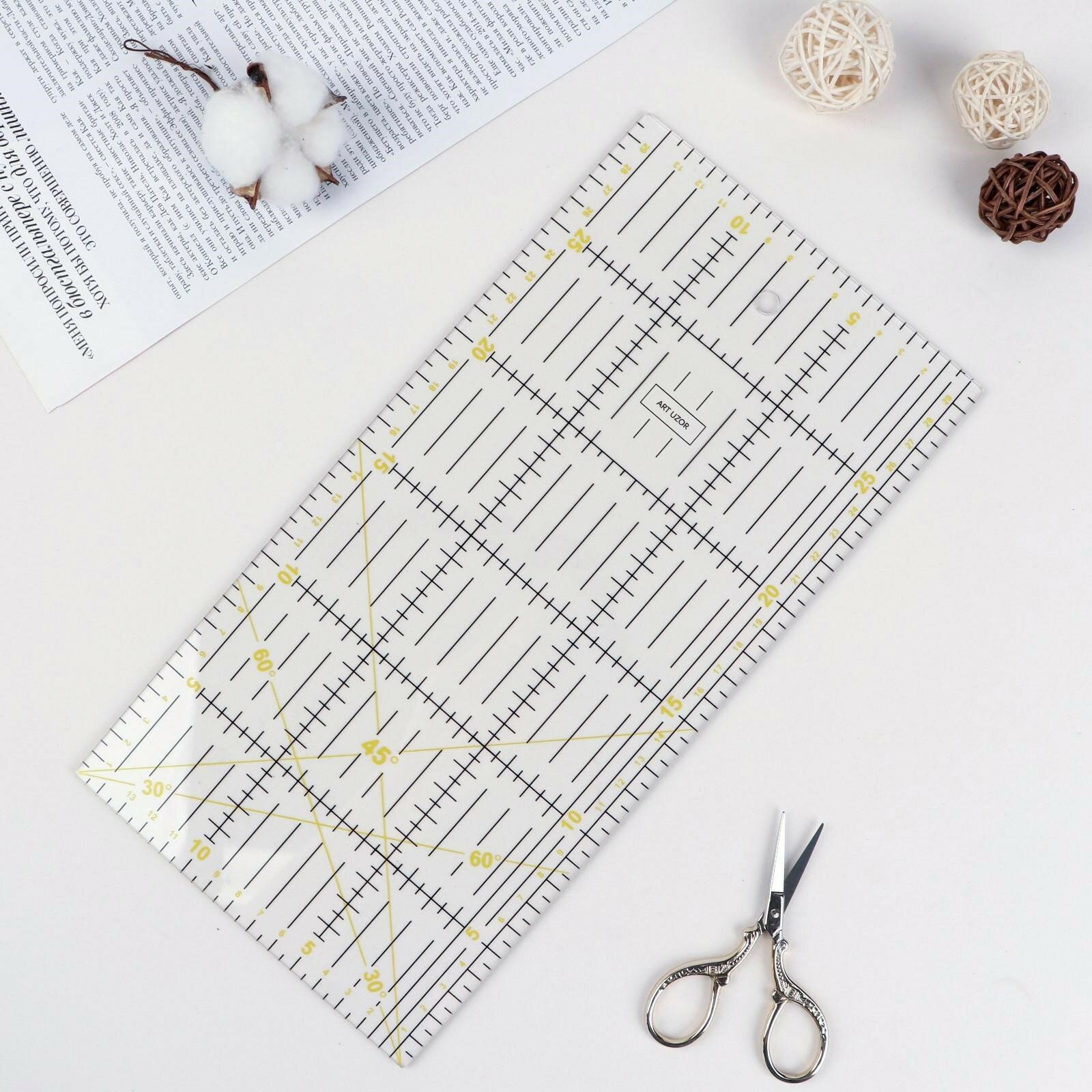 Линейка для квилтинга и пэчворка, 30 × 15 см, толщина 3 мм, цвет белый, 3763383