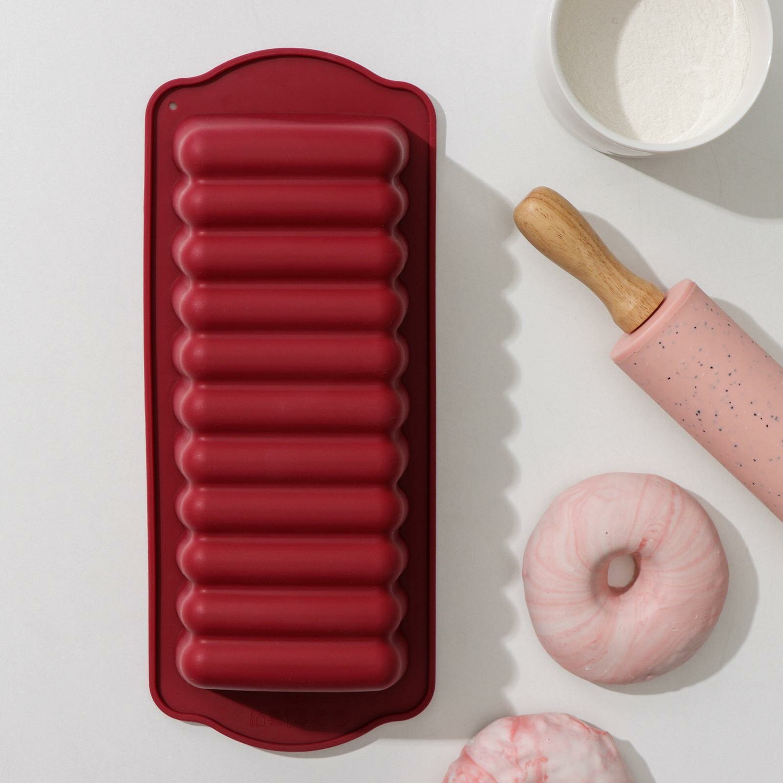 Форма силиконовая для выпечки Доляна «Рулет», 27×12 см, цвет бордовый, 1057185