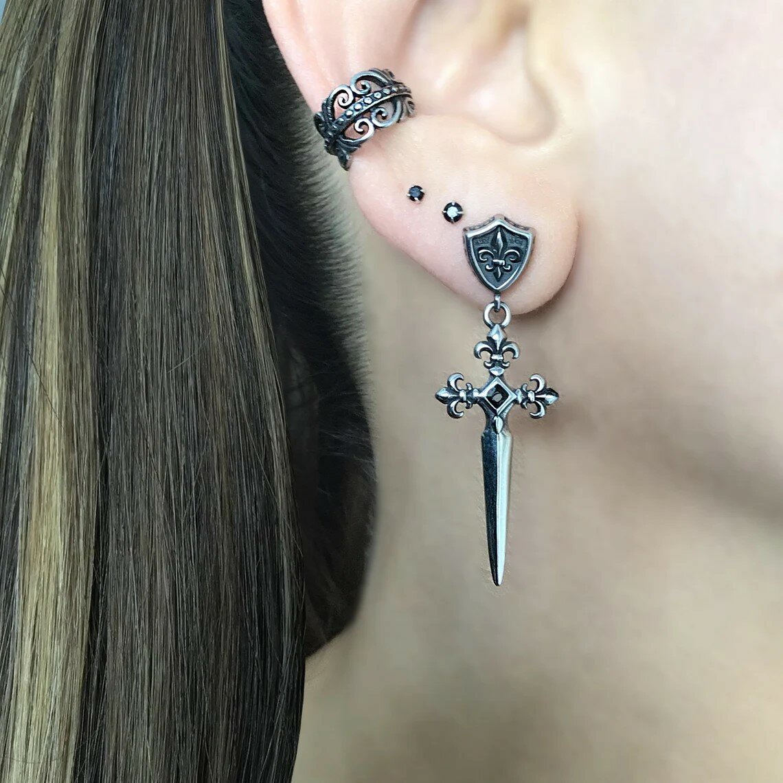 Комплект серег, циркон, фианит, металл