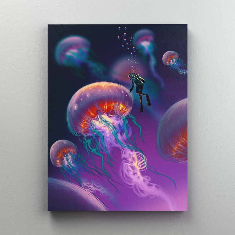 Интерьерная картина на холсте "Фиолетовые гигантские медузы и дайвер" размер 22x30 см