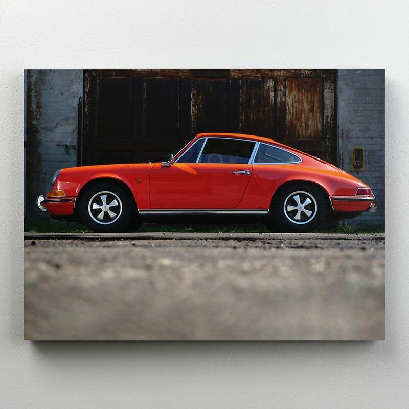 Интерьерная картина на холсте "Оранжевый ретро спорткар у стены - Porsche 912" размер 60x45 см