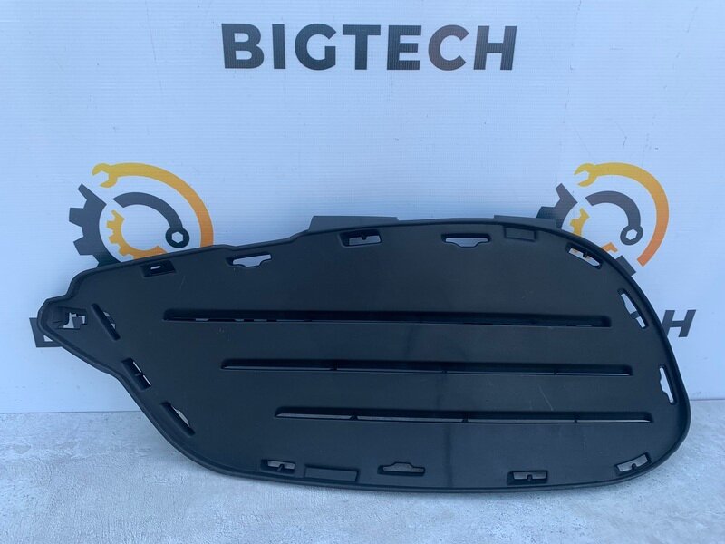 Накладка переднего бампера левая нижняя Mercedes Benz E-Class C207 A2078852423