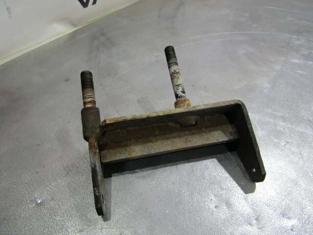 Кронштейн кулисы КПП Scania P, R, G