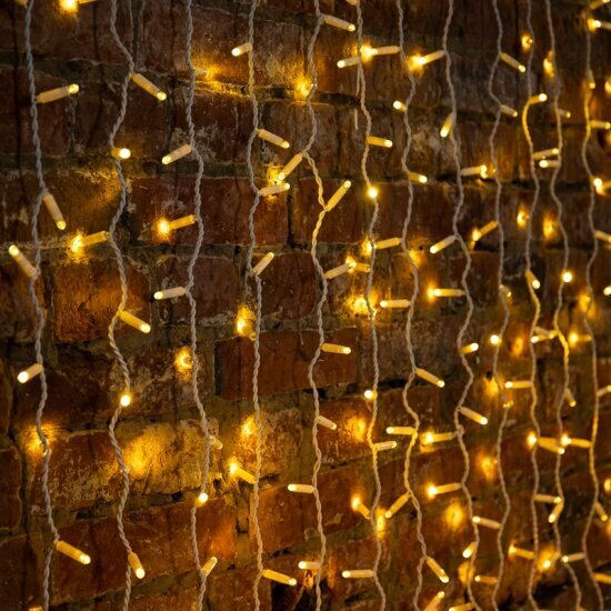 Светодиодная гирлянда Neon-night "Дождь" 2х6 м, 768 тепло-белых светодиодов, постоянное свечение, белый провод 235-296