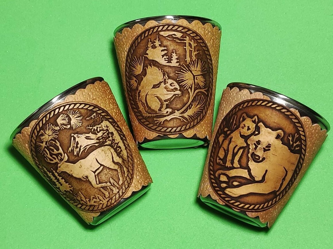 Стопки "23 февраля. Охотнику. Животный мир." 70 мл. Набор 3 шт. Нержавеющая сталь/береста. Подарок для мужчины