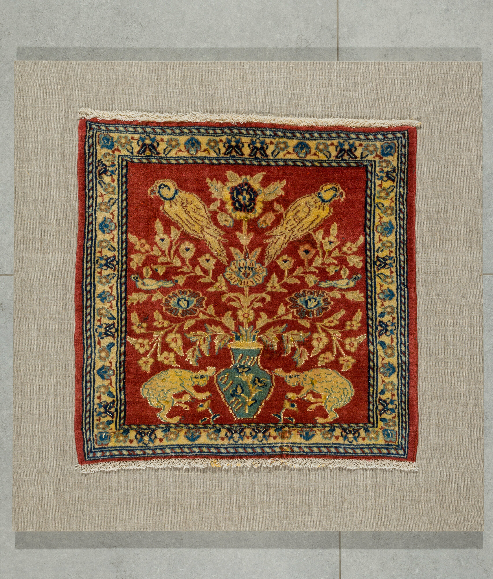 Коллекция "артефакты" ART винтажный коврик на холсте, на стену, 70х70см