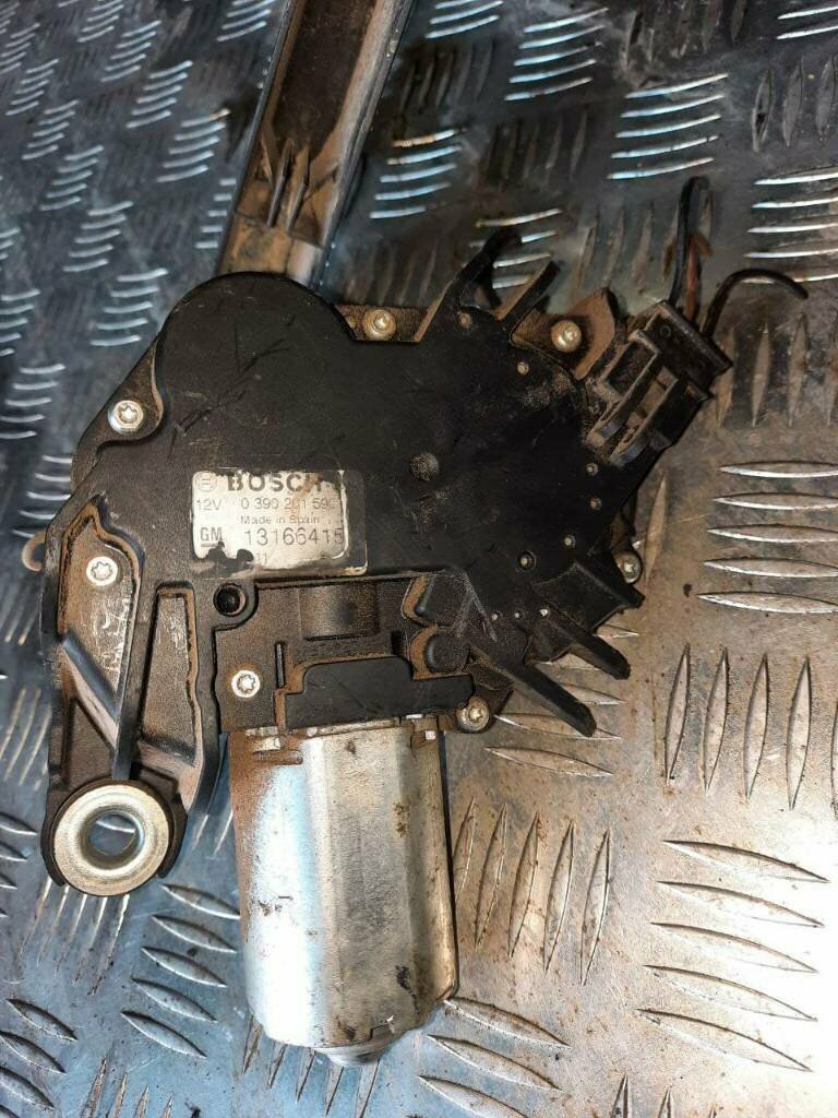 Моторчик дворников зад. Opel Vectra C 2004 390201590
