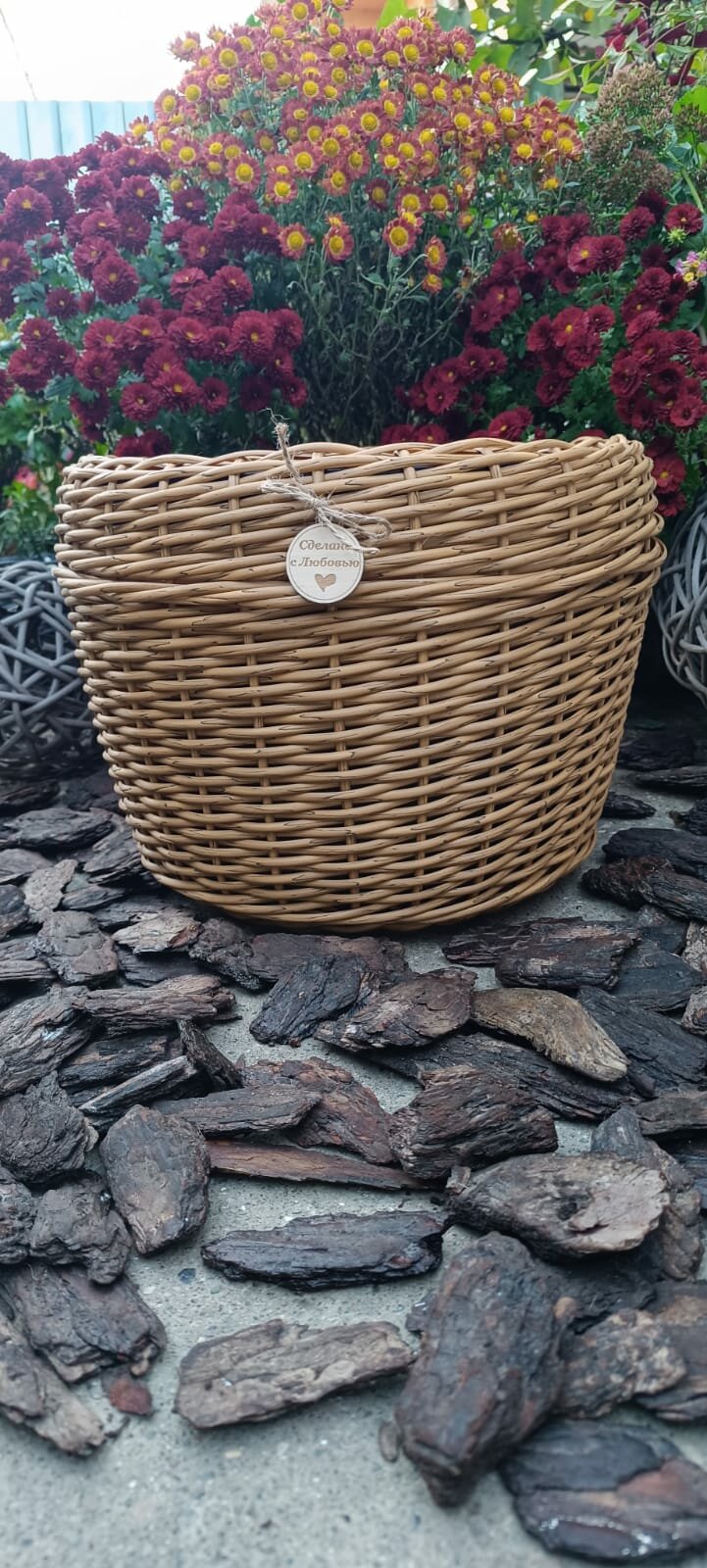 Кашпо Круглое "Уютный дом" - 20 литров - цвет ротанга "Орех"