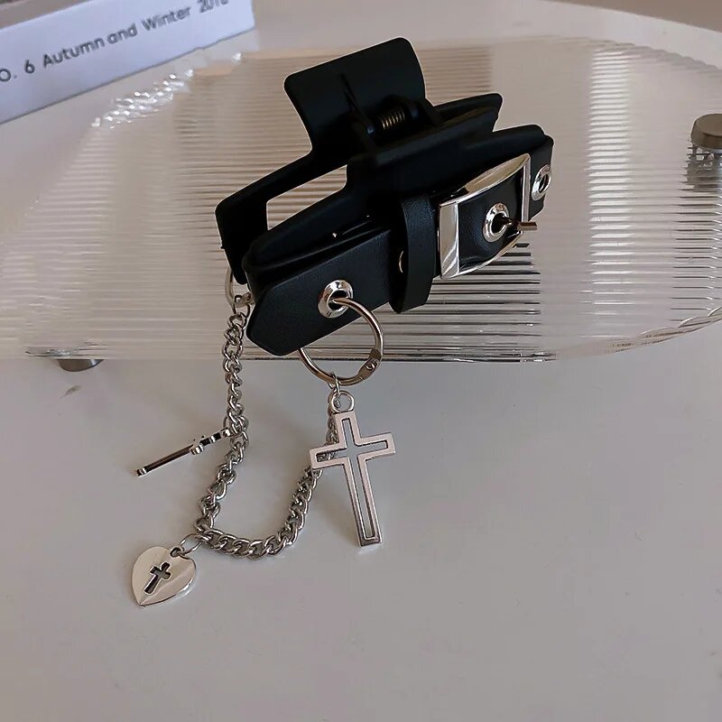 Крестовая подвеска, черные кожаные женские заколки для волос, когти для волос для взрослых, аксессуары для волос из искусственной кожи, зажим для волос в стиле рок-панк для девочек