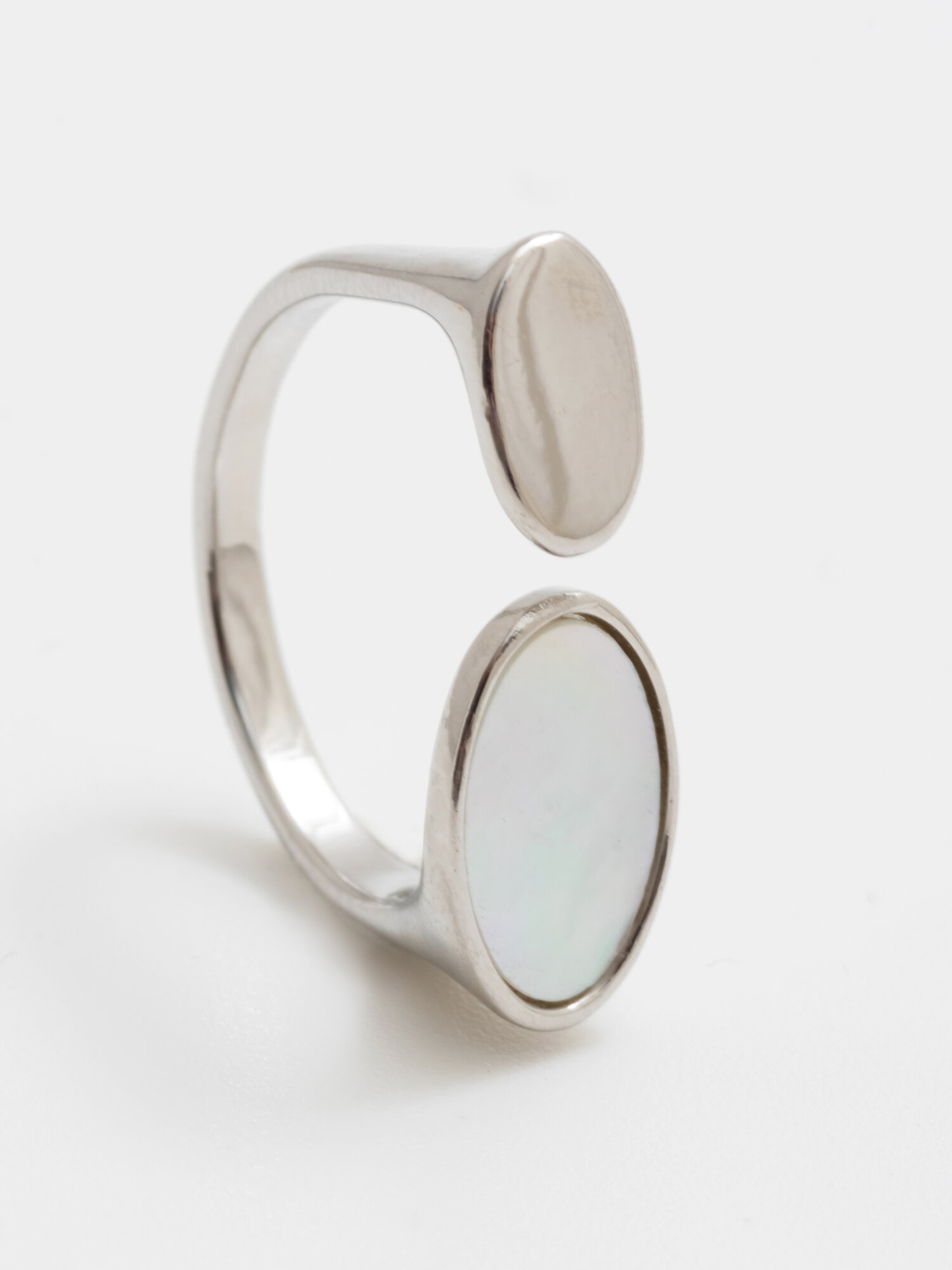 Кольцо, перламутр