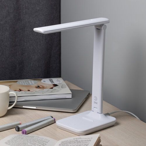 Настольный светильник ЭРА NLED-500-10W-W светодиодный белый