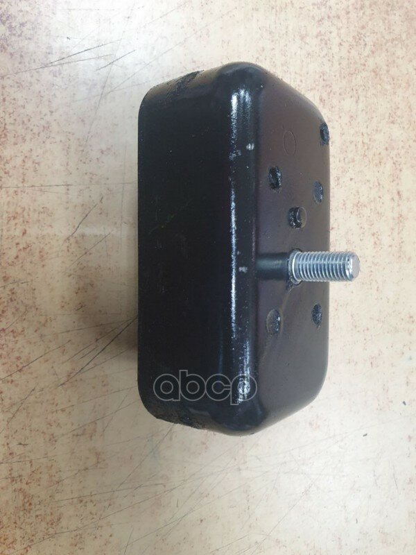 Подушка двигателя SUZUKI арт. 1161081A00