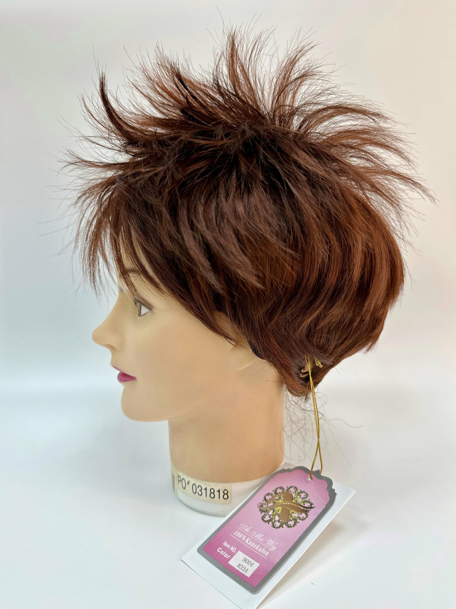 Парик Канекалон с короткой стрижкой, темный блондин, размер 52-58см, Ao Mei Wigs