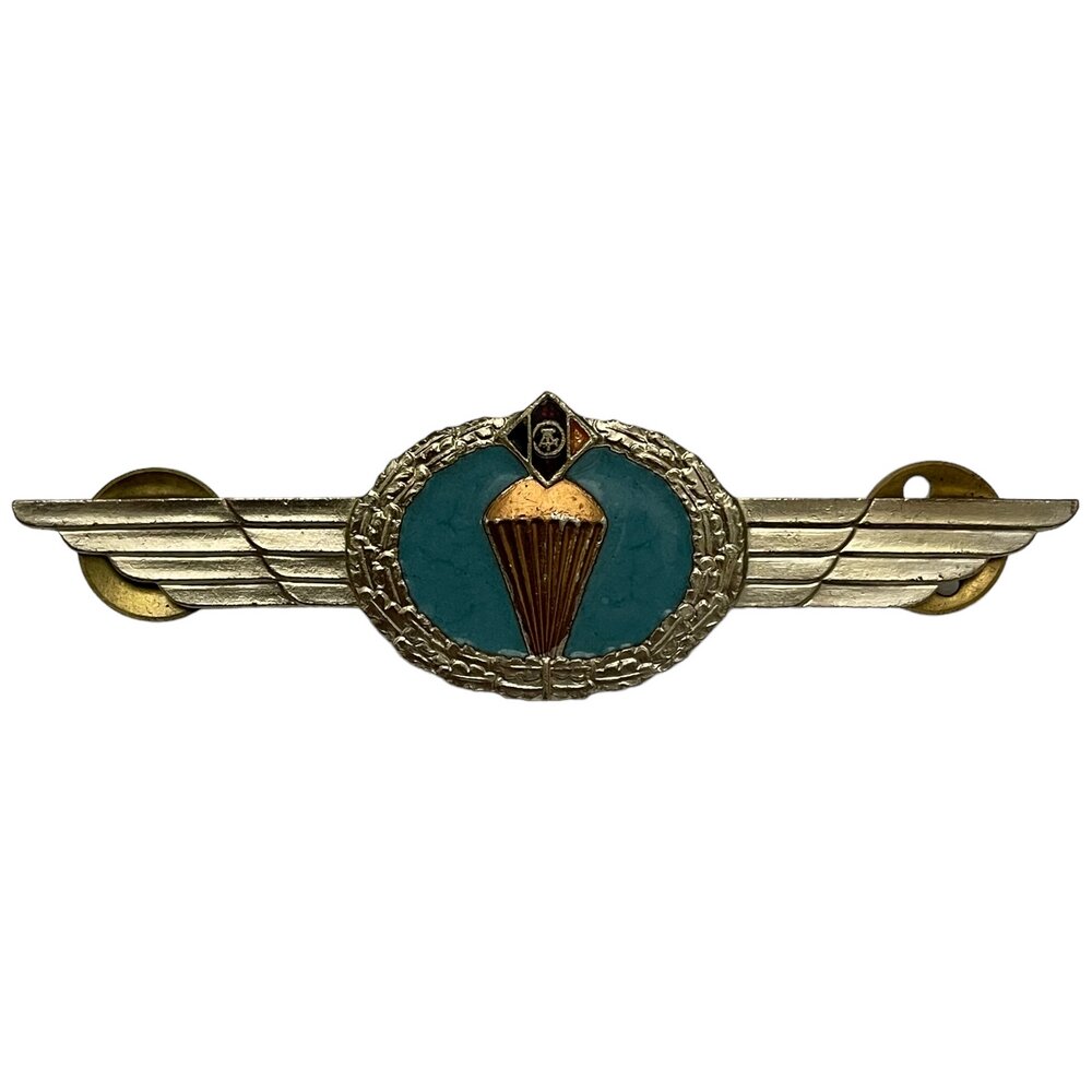 Знак классности "Парашютист" ГДР 1990 г.