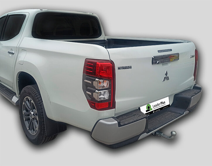 Фаркоп Лидер-Плюс для MITSUBISHI L200 2015- с электрикой (Smart) и сертифкатом в комплекте арт.(M117-A)