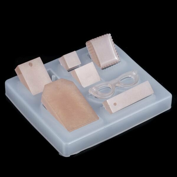 Силиконовый молд для создания подвесок и кабошонов "Очки и теги" из эпоксидной смолы, воска, гипса.