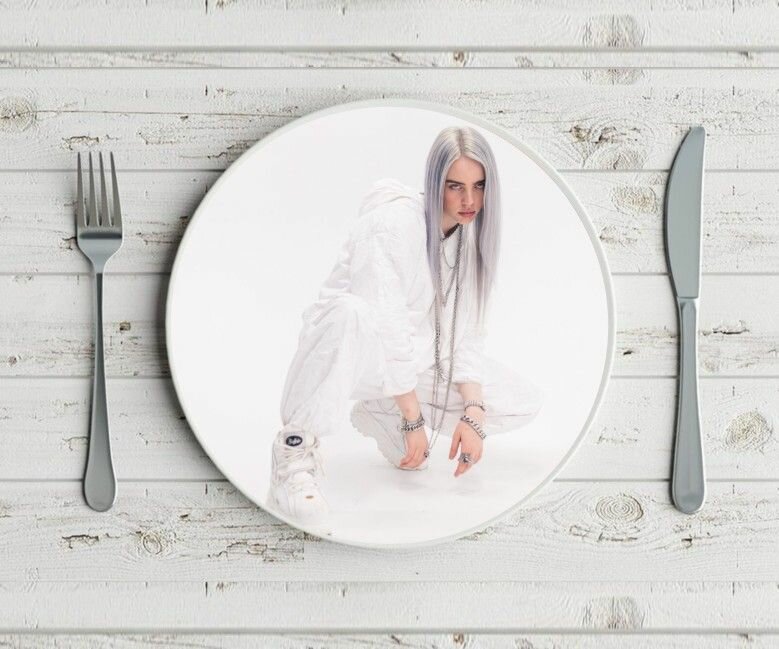 Тарелка Билли Айлиш, Billie Eilish №2