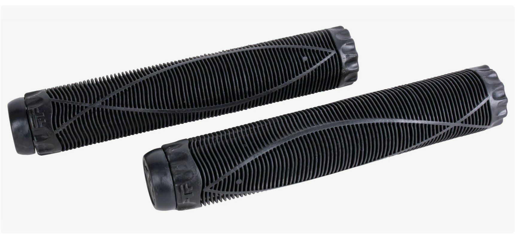 Набор грипсы 2шт с барендами Fish 170 black 294354