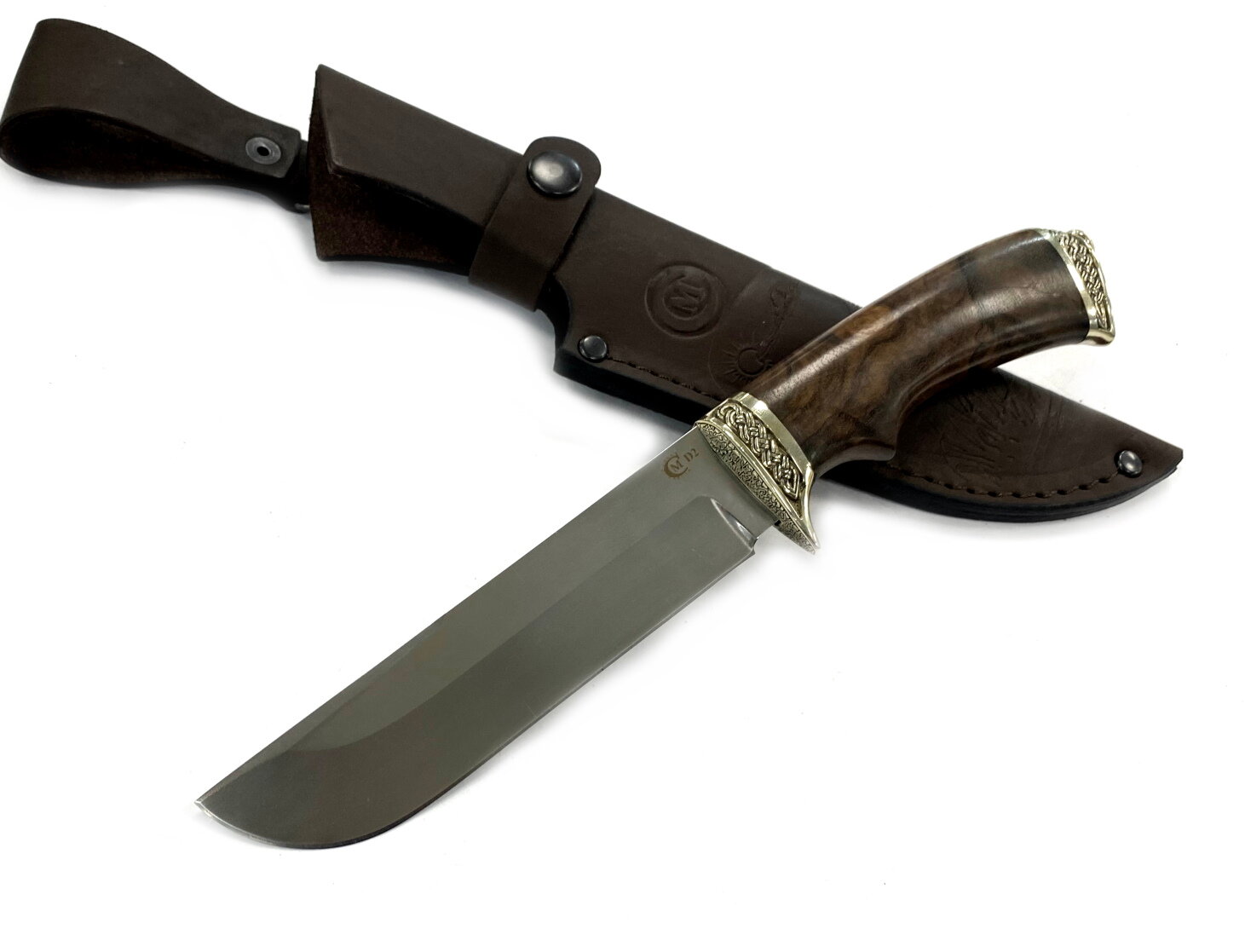 Нож Варяг, сталь D2, орех кап, литье мельхиор