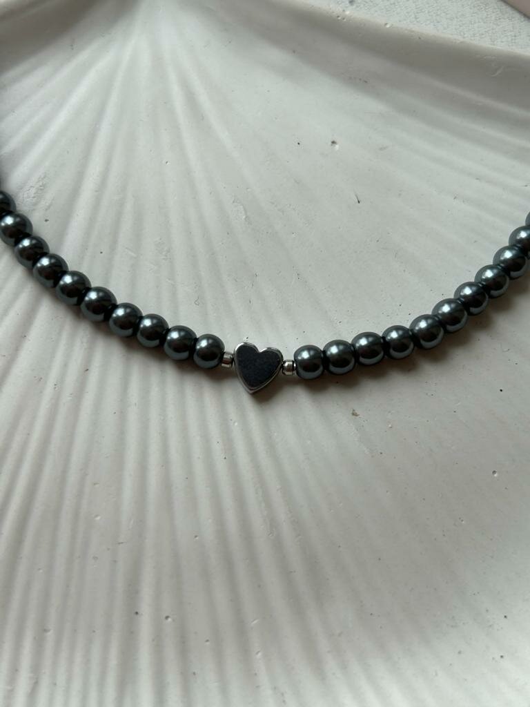 Чокер, гематит