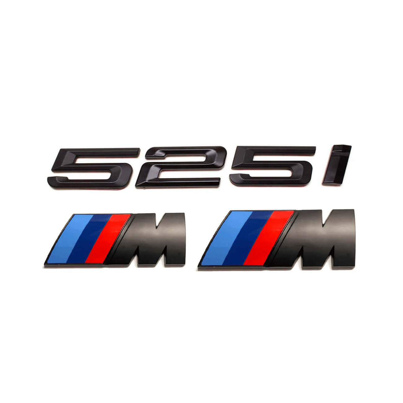 Комплект: шильдик на багажник 528 i для BMW 5 ой серии + 2 эмблемы на крыло M-performance черный глянец