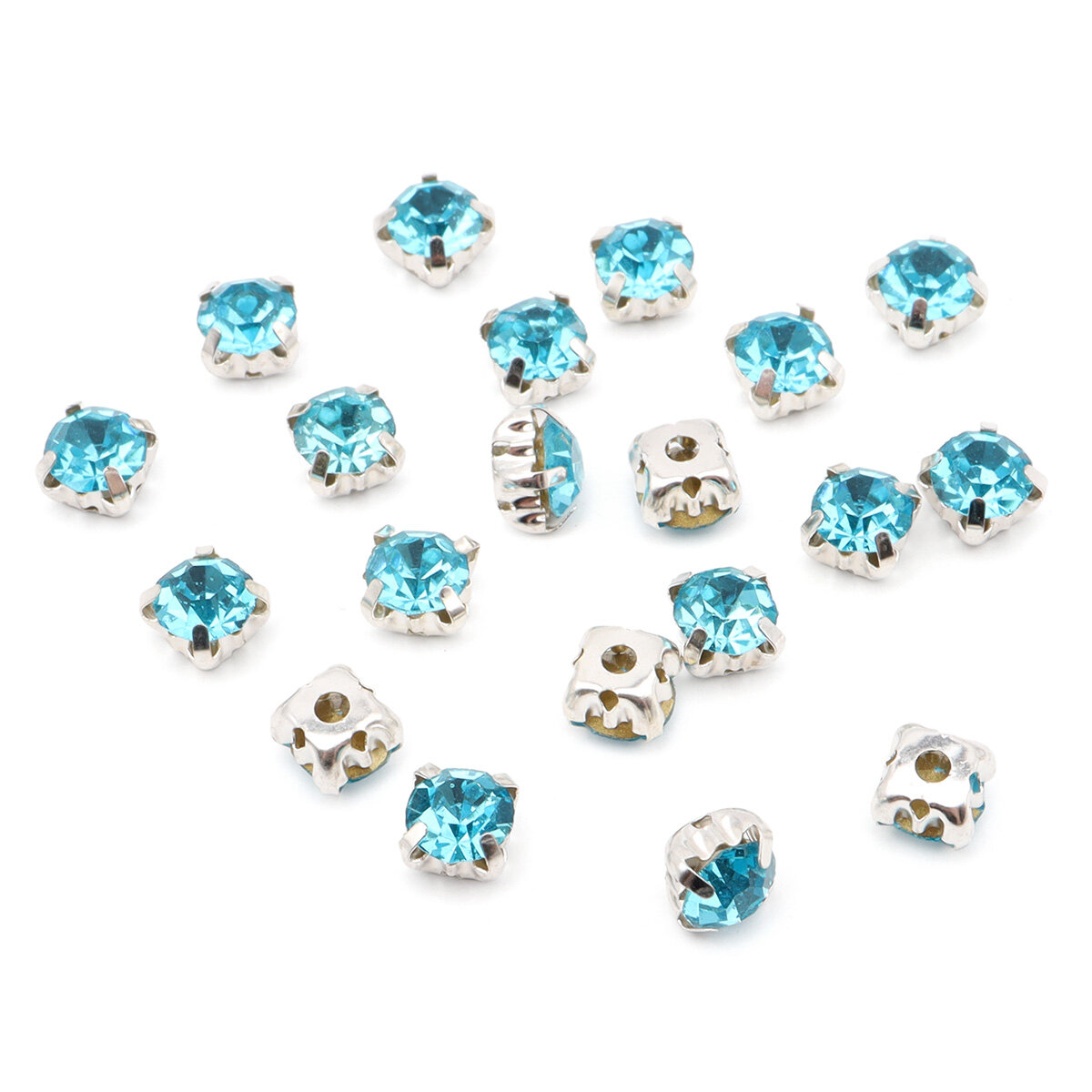 Хрустальные стразы в цапах круглые (серебро), Astra&Craft, Ярко-голубой, 6х6 мм, 20 шт