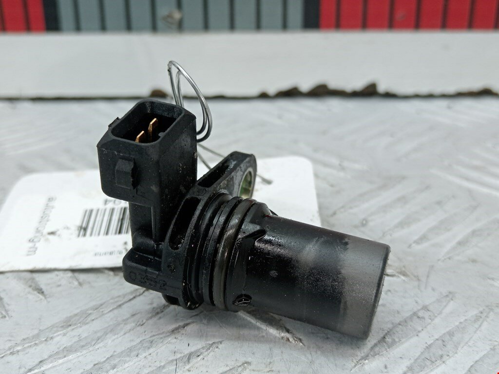 Датчик распредвала Ford Focus 1 95BF12K073AB арт. 1995394