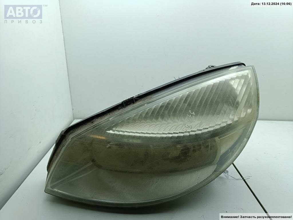 Фара левая Renault Scenic 2 (2003-2009)