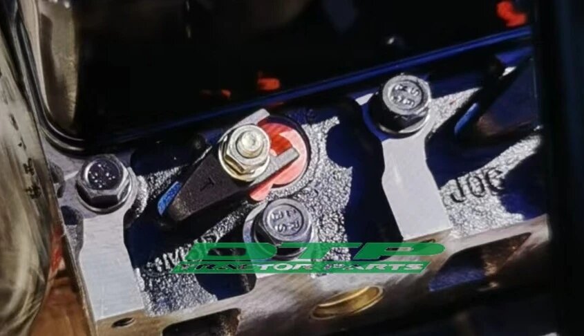 Полный комплект зажима топливной форсунки для двигателя YTO YT4A2-24 (4 комплекта на двигатель)