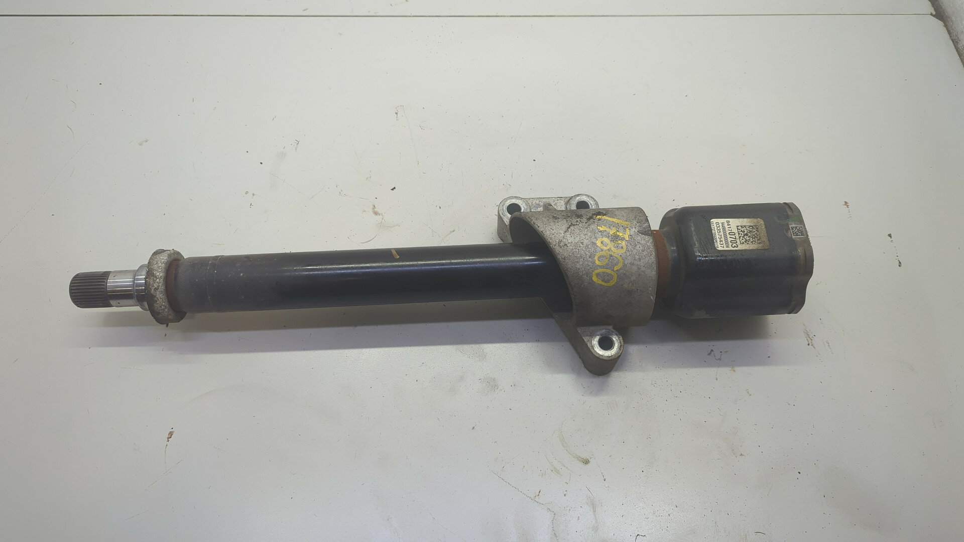 Полуось (вал, шрус) правая передняя GMC Terrain Б/У