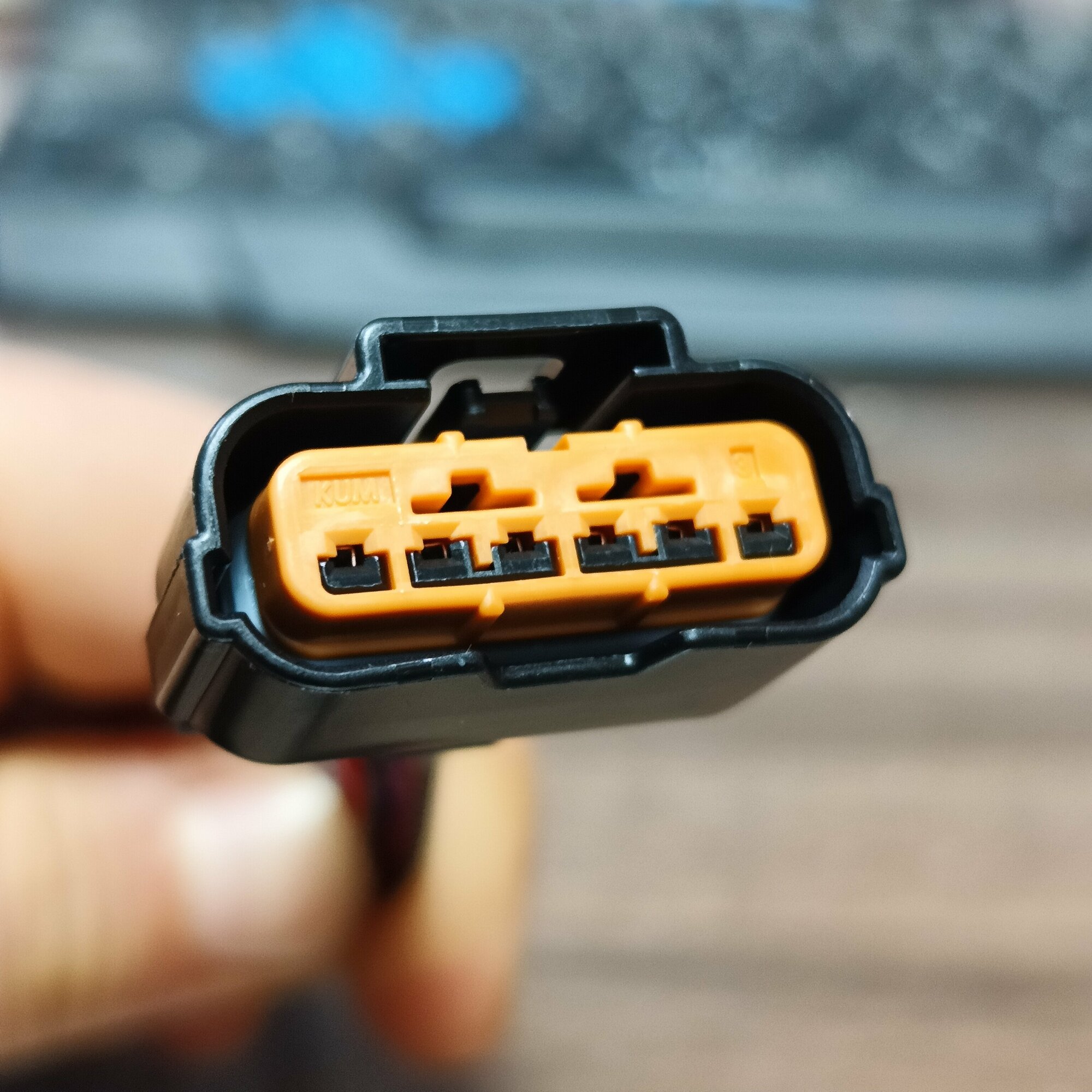 Разъем (штекер) 6 контакта датчика MAF (ДМРВ) педали газа Ford Mazda