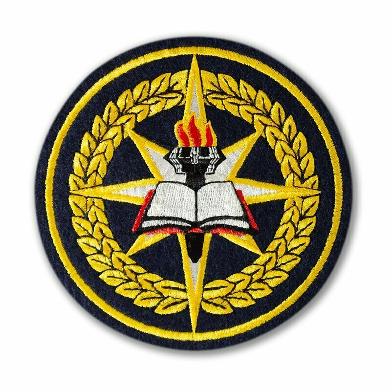 Шеврон (нагрудный знак) Всероссийского студенческого корпуса спасателей волонтёр. С липучкой. Размер 80x80 мм по вышивке.