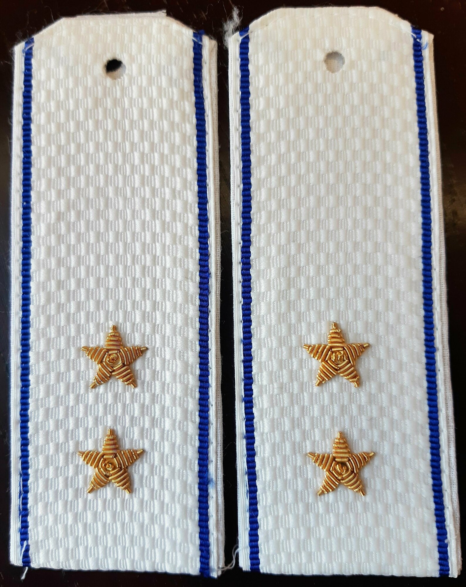 Погоны ФСБ на белую рубашку прапорщик