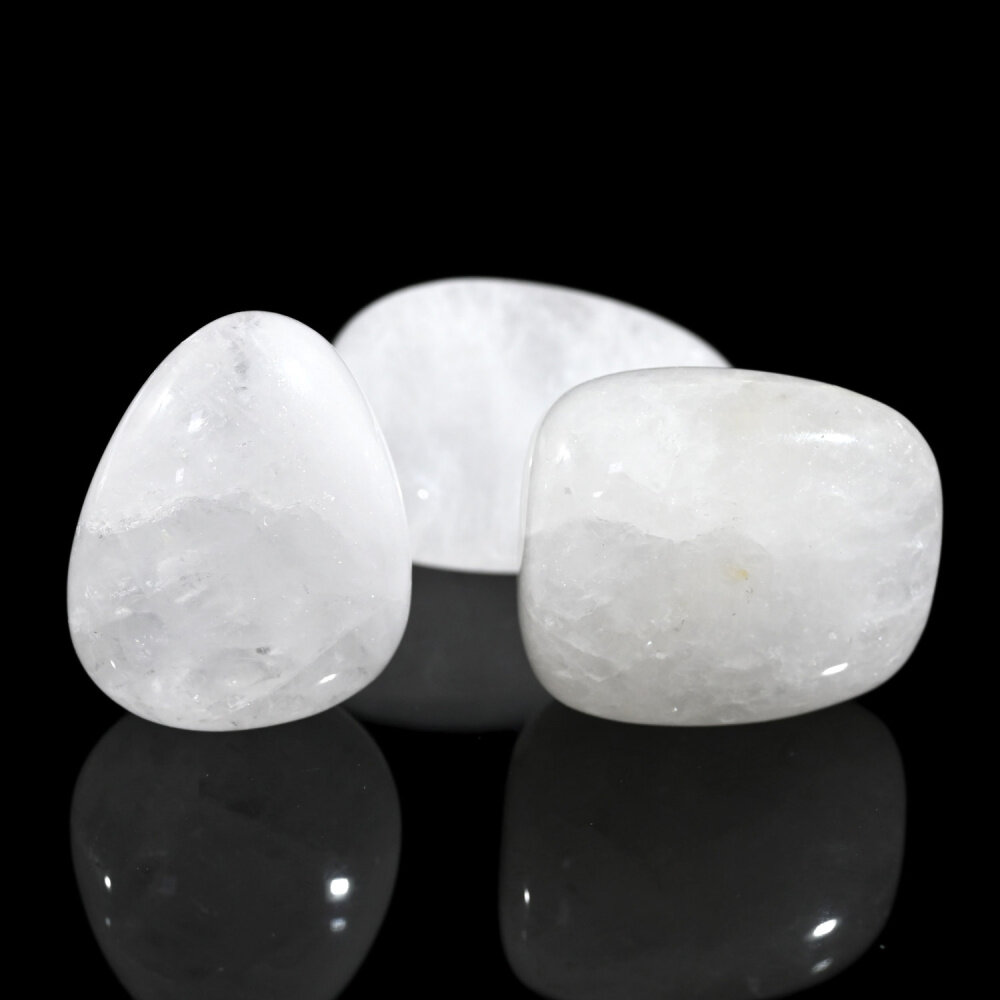 Минерал горный хрусталь 35*28*22мм, 30-39г. .