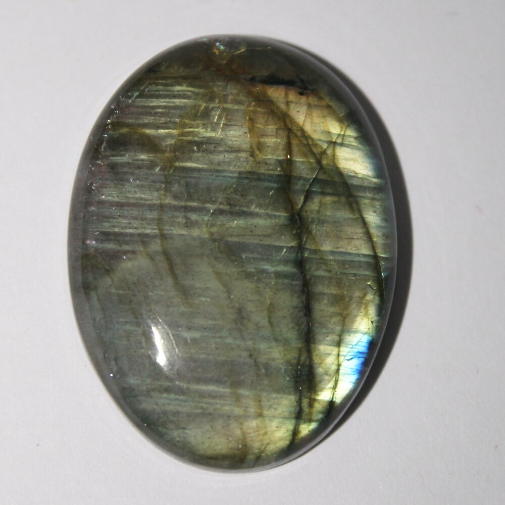 Коллекционный кабошон Лабрадор, 37х28х5 мм, Мадагаскар, "True Stones"