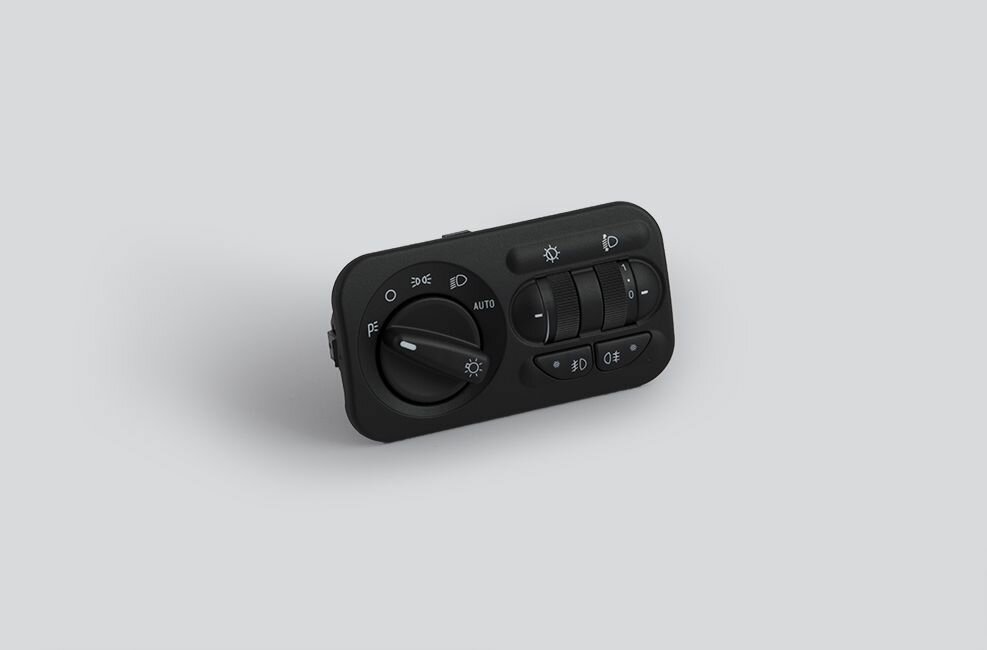 Блок управления светотехникой УАЗ Патриот вертикальный разъем