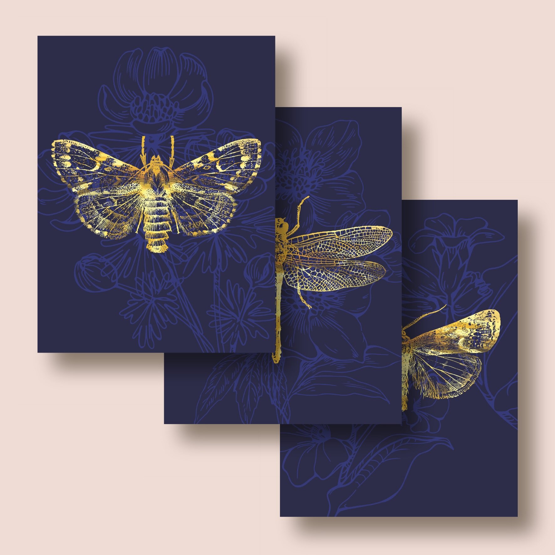 Постеры интерьерные золотые (3 штуки, 30х40 см). Картины /декор для дома / интерьерный коллаж. Бабочки и стрекозы
