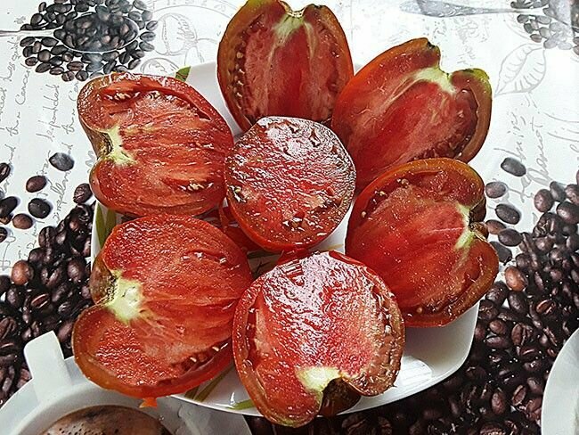 Коллекционные семена томата Большой чёрный Волонтёр