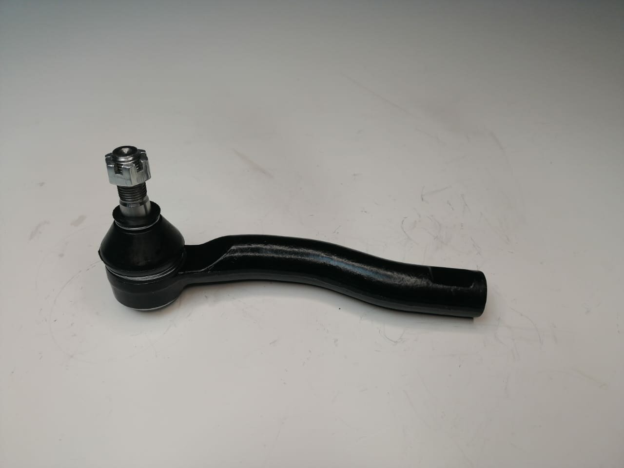 Наконечник левый KRONER Lifan Solano 2 (650) [1.8 16V 5MT седан]