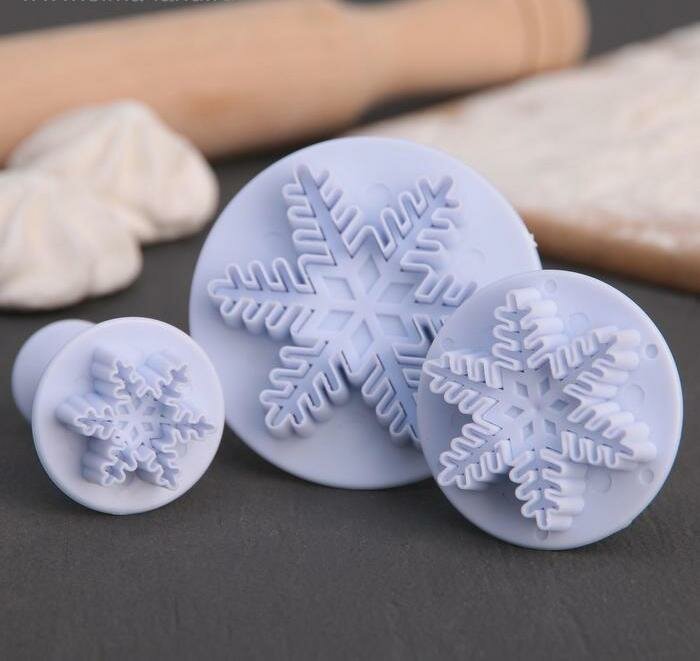 Набор кондитерских плунжеров "Снежинки" 3 предмета, форма новогодняя для вырубки теста, трафарет кулинарный