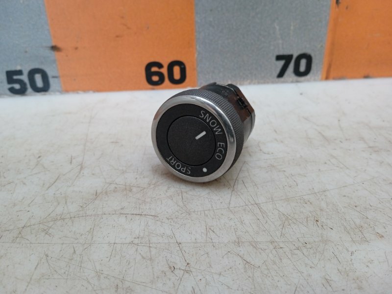 Б/У блокировки дифференциала, Инфинити Джей Икс 35 Кнопка Infiniti JX35, QX60 2013 L50 300704 NISSAN арт. 255361MA0A